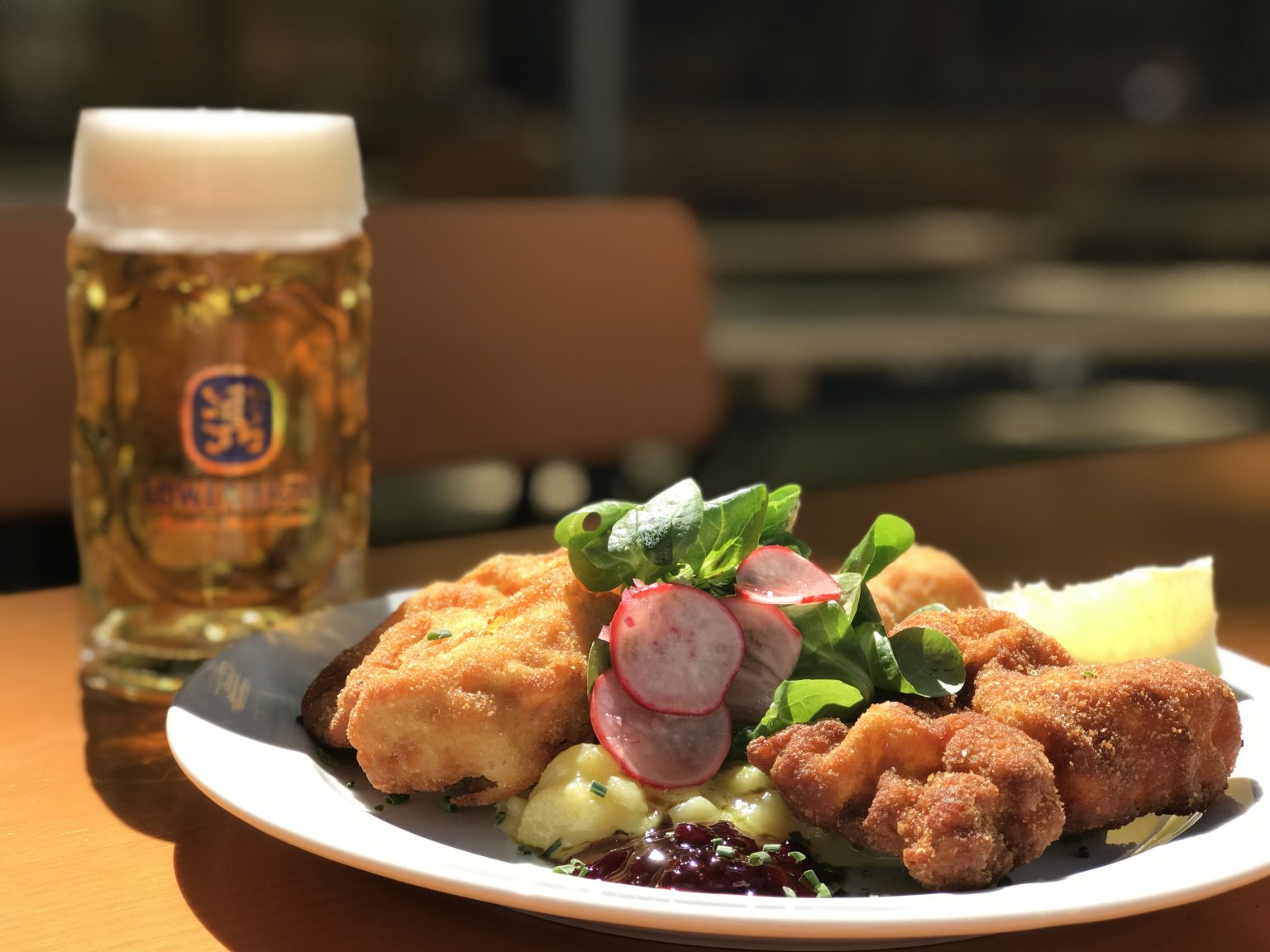 Biergarten - Max Emanuel Brauerei : Herzlich Willkommen
